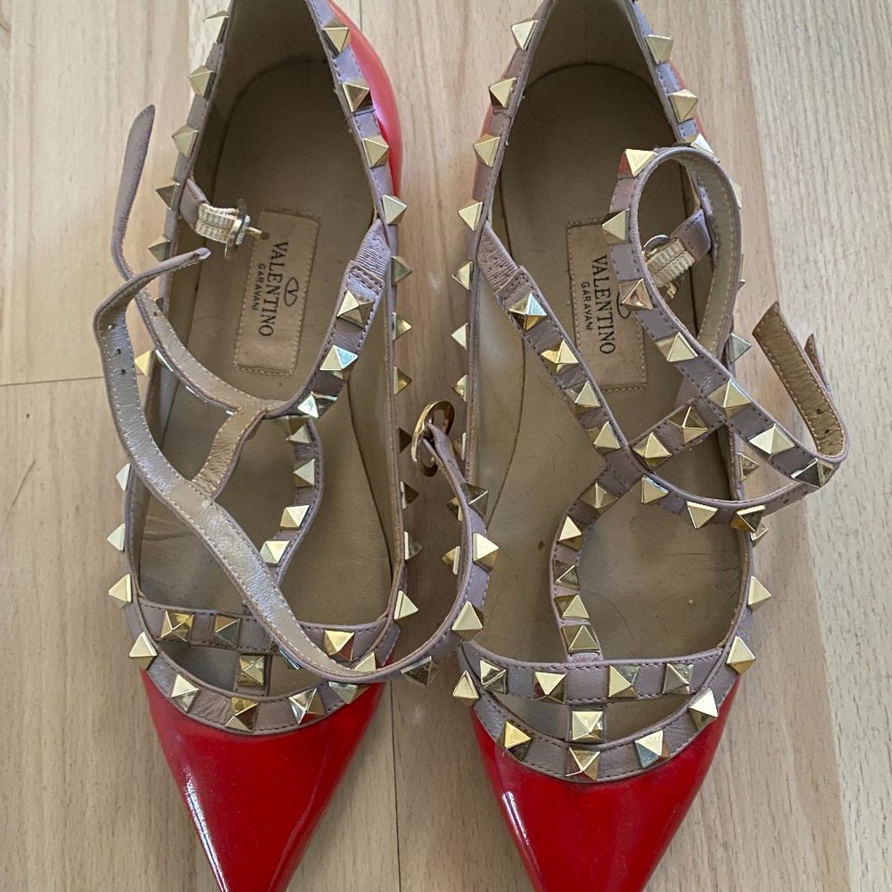 Valentino Red Cage Rockstud Ballerina Flats - Gem